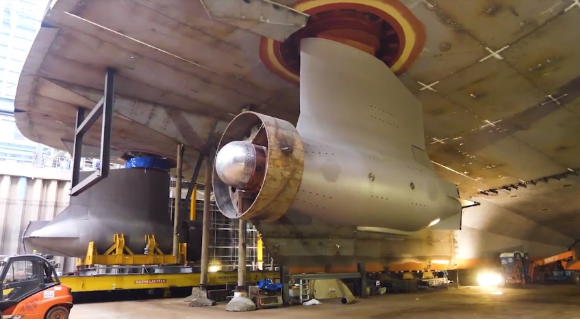 Instalan propulsores del Spectrum of the Seas - PortalCruceros