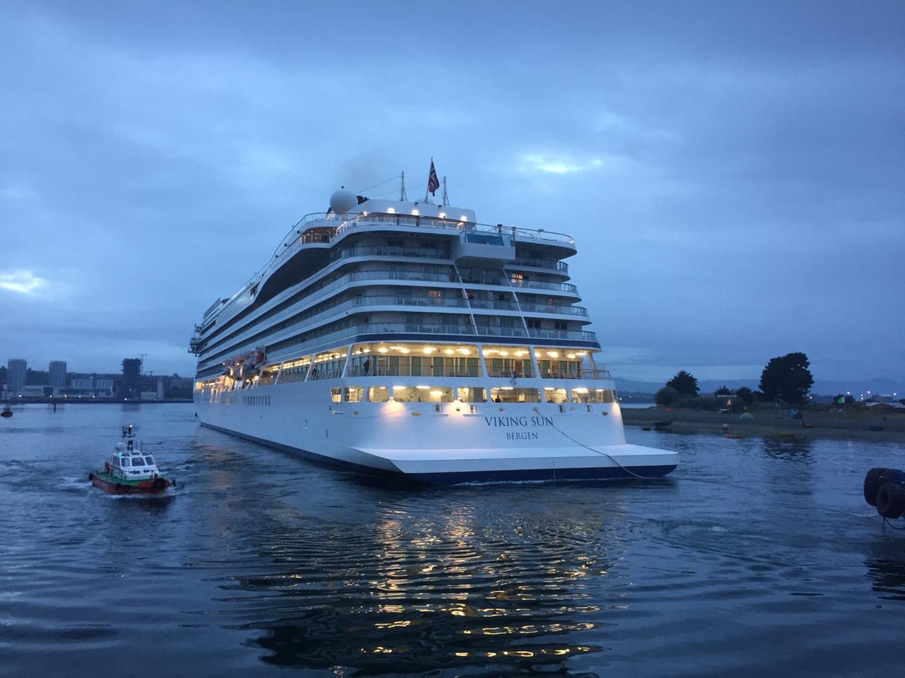 Viking Sun arriba a Puerto Montt - PortalCruceros