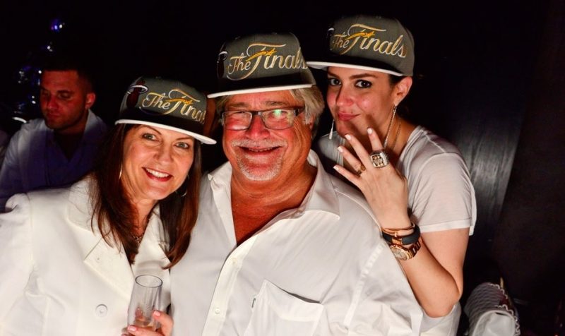 Hija del dueño de Carnival Corporation será la madrina del renovado ...