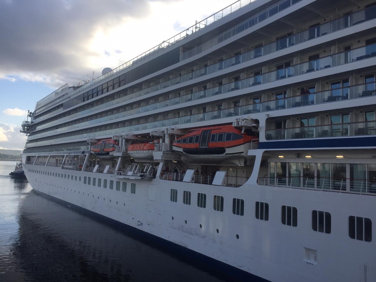 Galería: El segundo arribo del Viking Jupiter a Puerto Montt ...