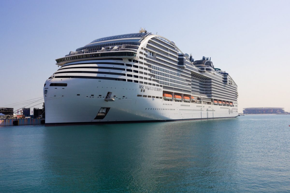 Crucero MSC World Europa llega al Puerto King Abdulaziz de Arabia ...