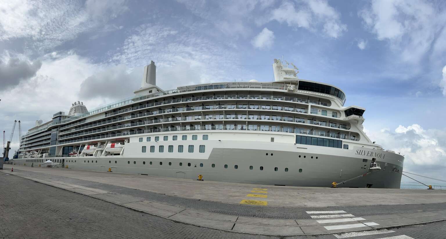 Silver Nova se convierte en primer crucero del año en llegar al Puerto ...